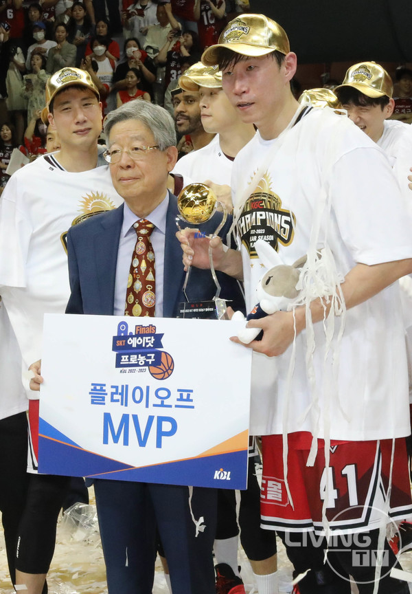 안양 KGC, KBL 2022∼2023시즌 통합우승 달성... 역대 V4